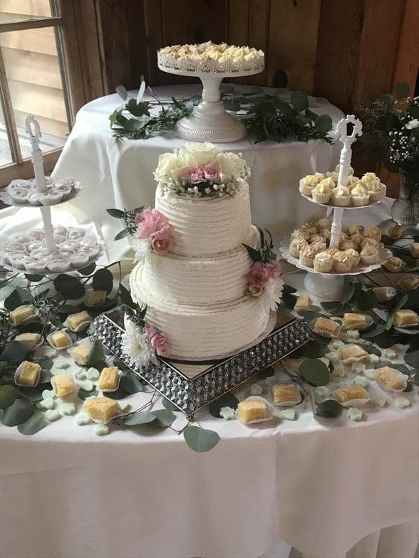 Unique Wedding Cakes | Star Spangled Batter | Rapid City, SD